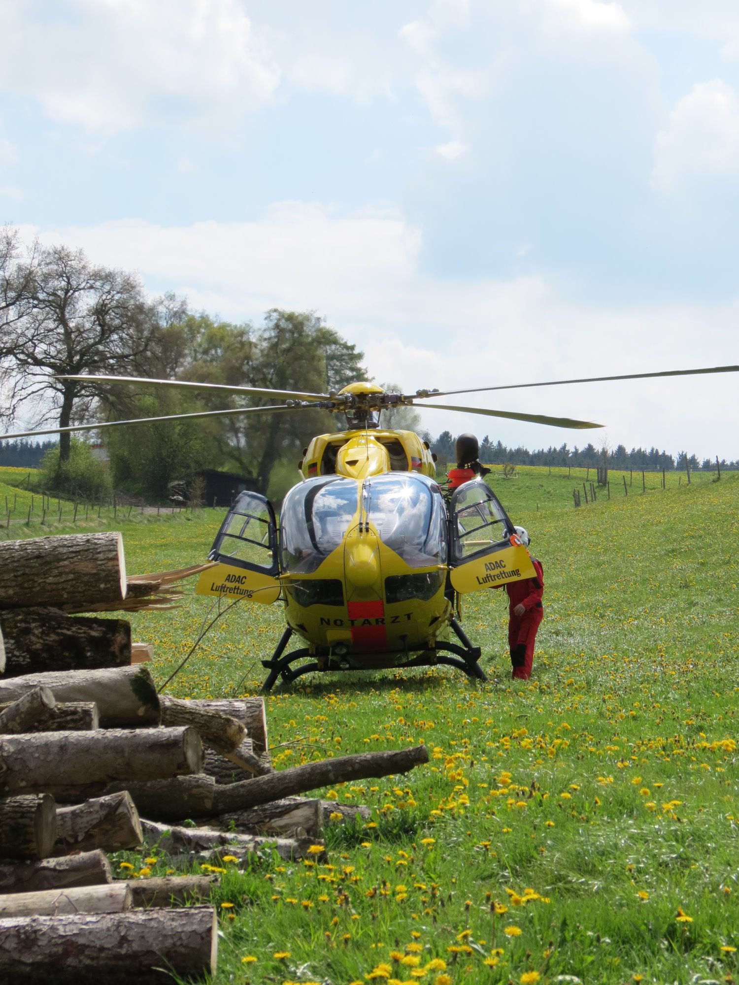 Helfer vor Ort Denklingen, HvO Denklingen - 170505 Welden Leitersturz